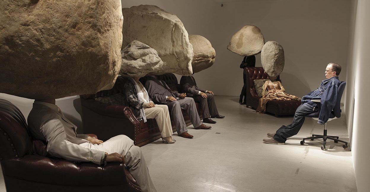 Sun Yuan & Peng Yu. Minimalismo grotesco - ROOM Diseño