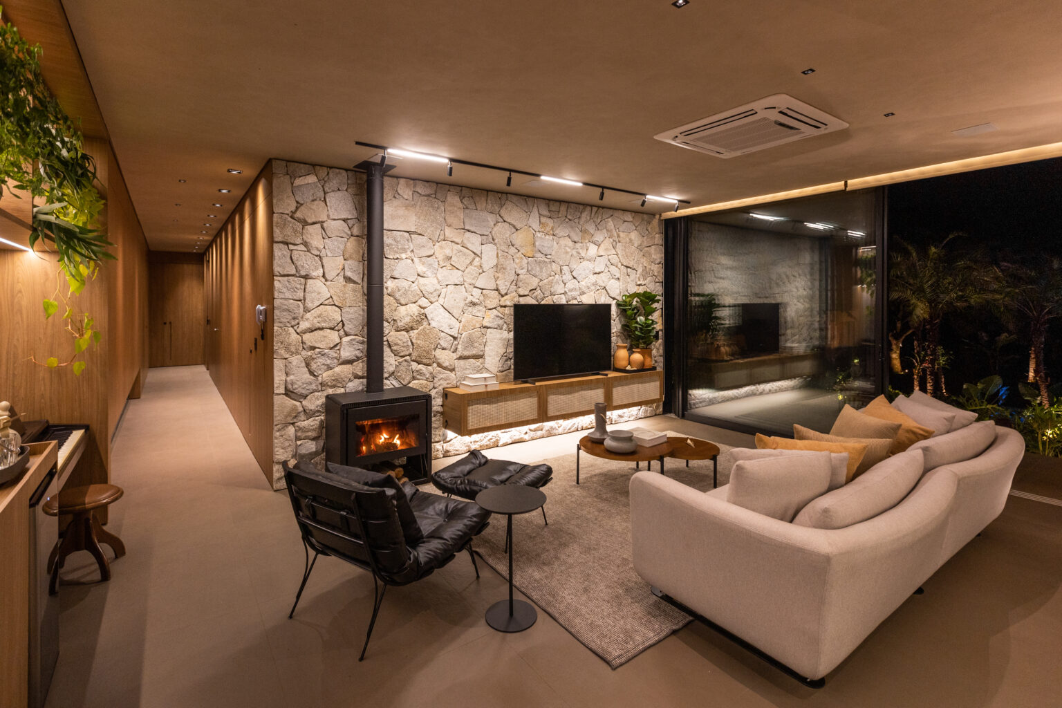 MCZ House in Cristais Paulista_Brazil - ROOM Diseño