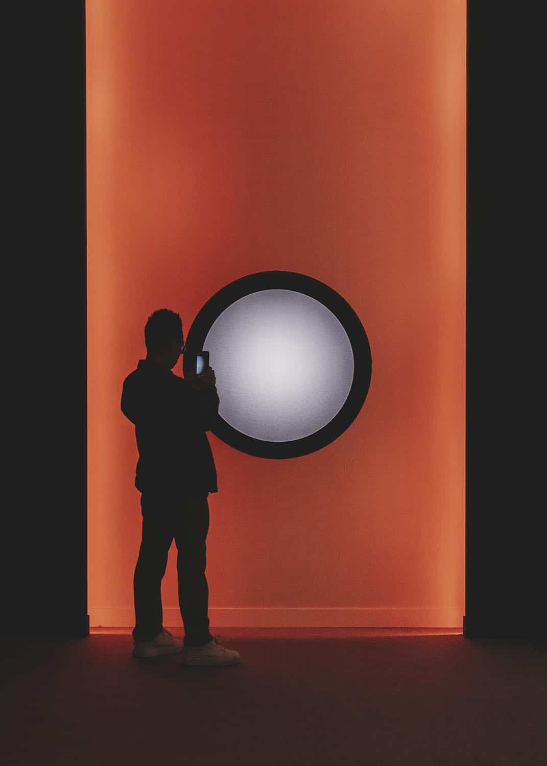 9 lámparas para condensar toda la luz de Euroluce 2025 - ROOM Diseño